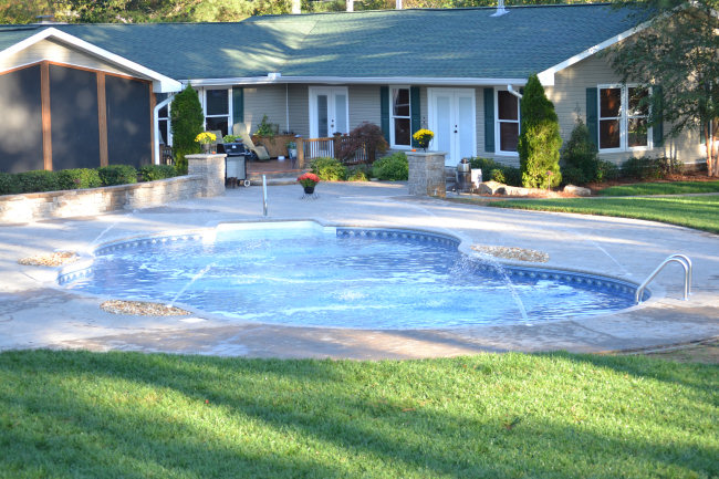 Jackie's Pools & Spas - Inground Swimming Pool Installation in ...
